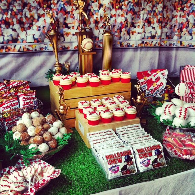 It's a Hit! {A Lovely Baseball Party!} - B. Lovely Events
