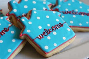 It's a Housewarming Party! - B. Lovely Events