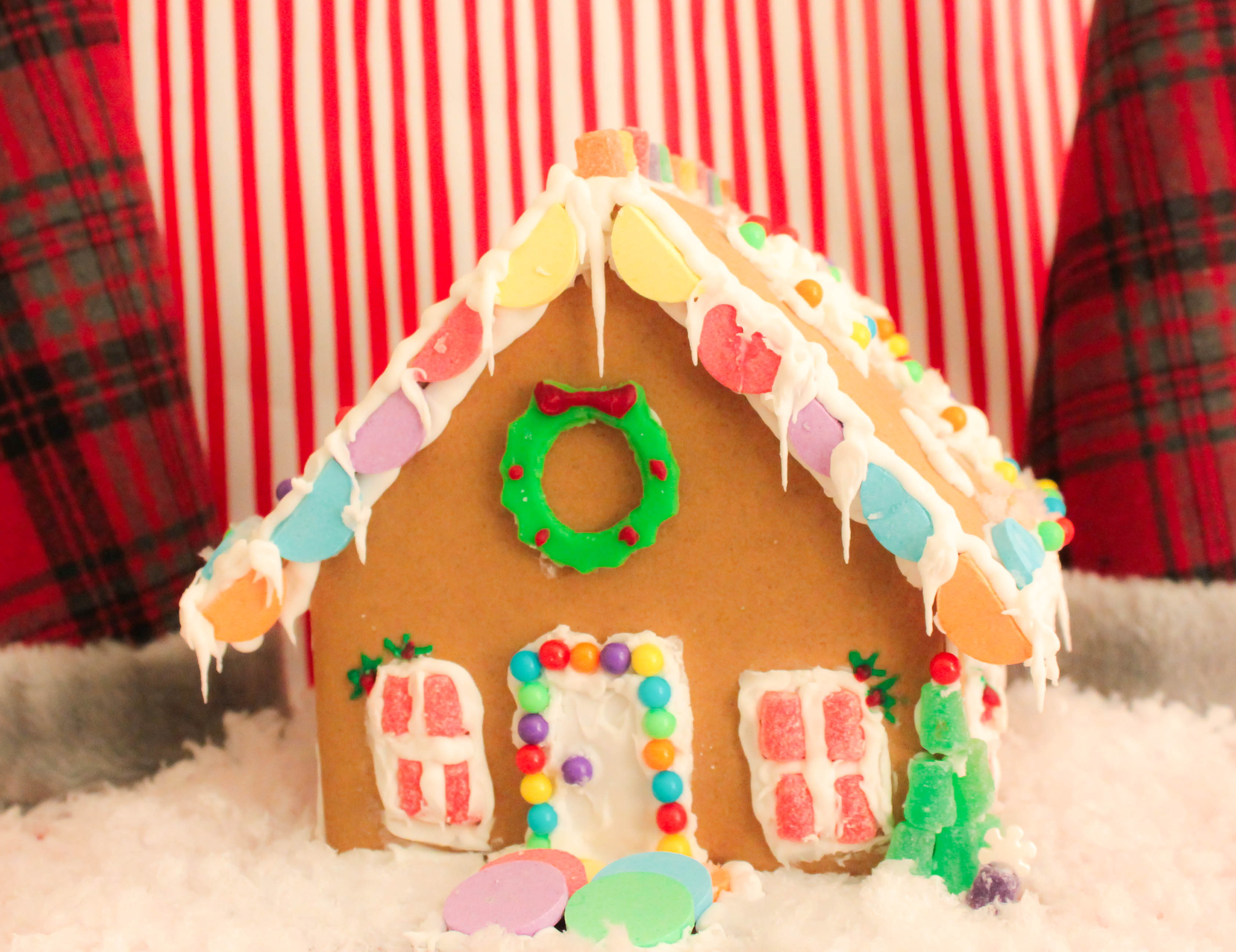 Winter Wonderland Gingerbread House - B. Lovely Events
